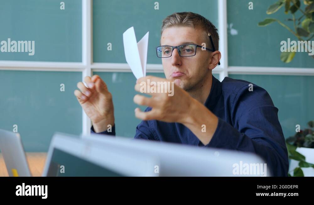 Bad worker Stock Videos & Footage - HD and 4K Video Clips - Alamy