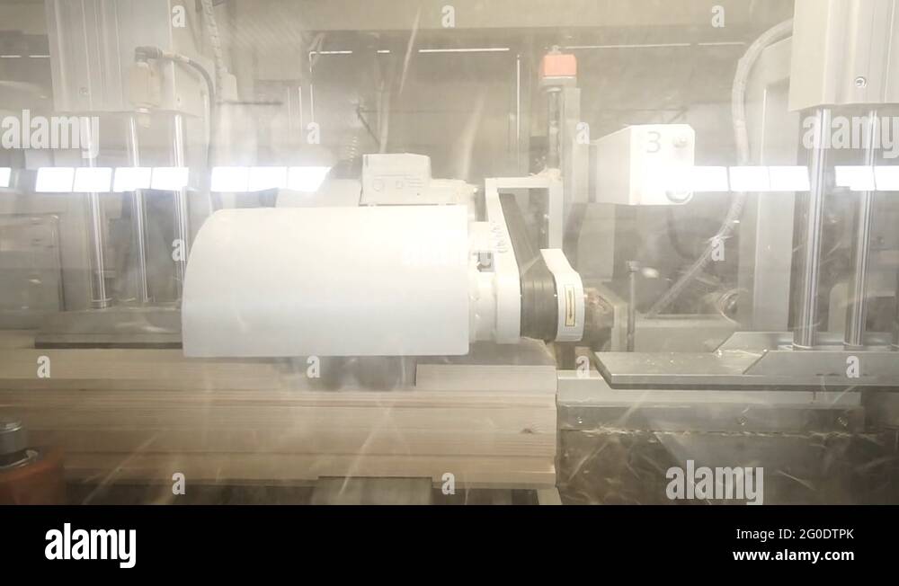 Milling timber Stock Videos & Footage - HD and 4K Video Clips - Alamy