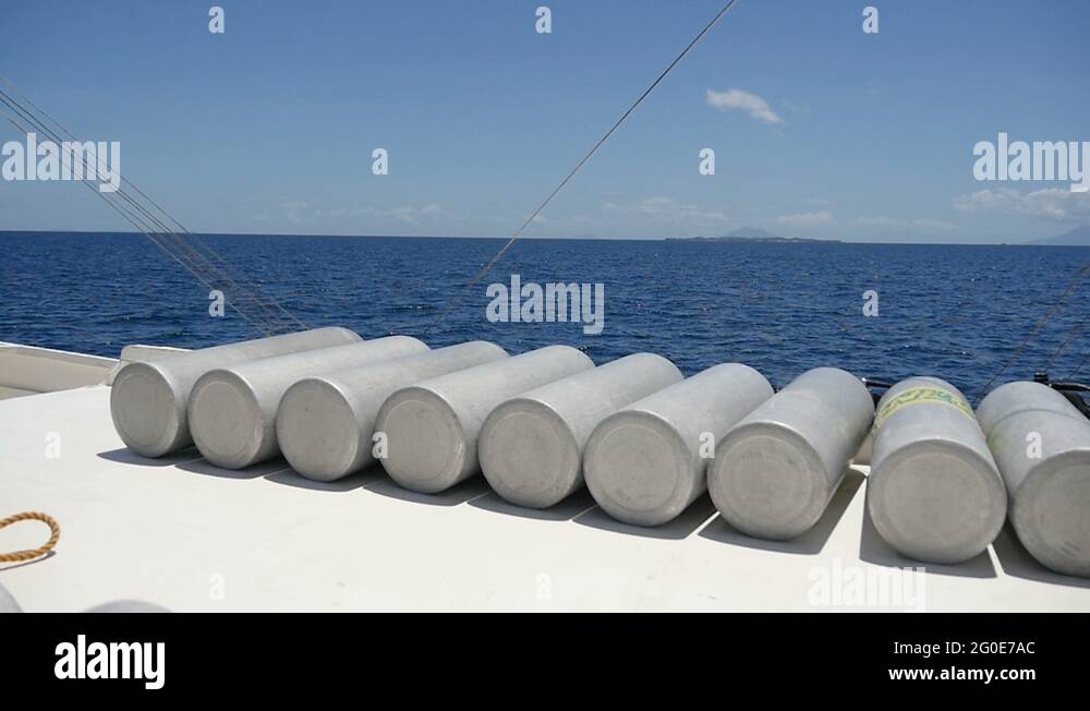 Open air exploration Stock Videos & Footage - HD and 4K Video Clips - Alamy