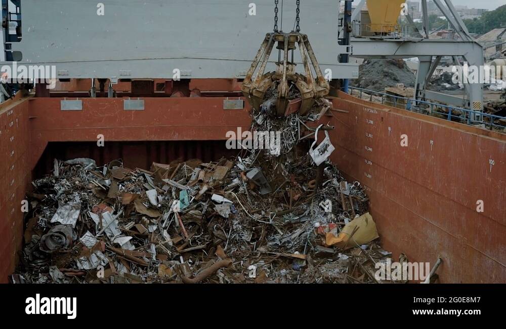 Trash dump crane Stock Videos & Footage - HD and 4K Video Clips - Alamy