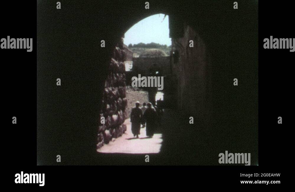 Men in robes Stock Videos & Footage - HD and 4K Video Clips - Alamy
