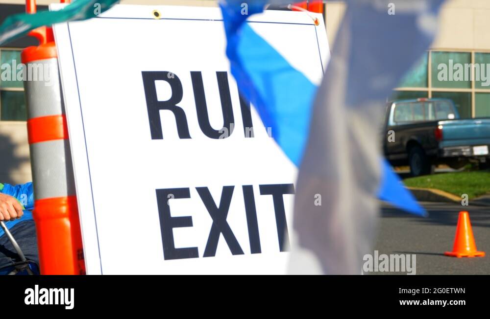 Route exit Stock Videos & Footage - HD and 4K Video Clips - Alamy