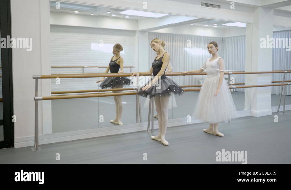 Repetition ballet Stock Videos & Footage - HD and 4K Video Clips - Alamy