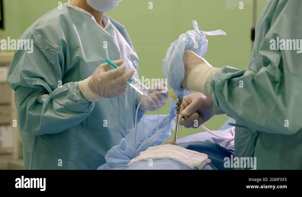 Operative technique Stock Videos & Footage - HD and 4K Video Clips - Alamy