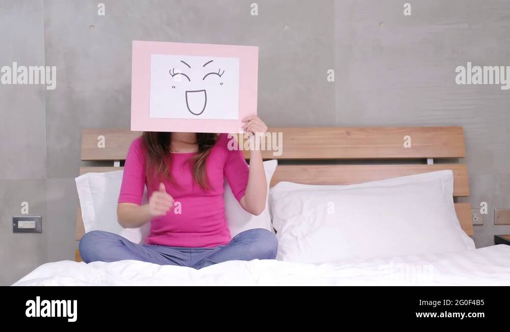 Smile board Stock Videos & Footage - HD and 4K Video Clips - Alamy