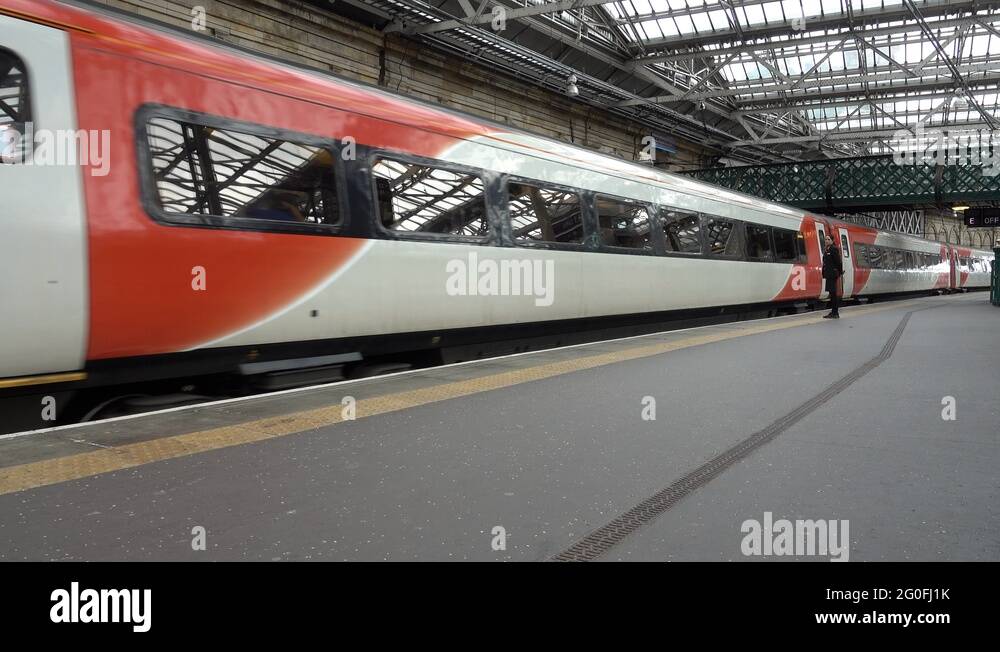Edinburgh rail station Stock Videos & Footage - HD and 4K Video Clips ...