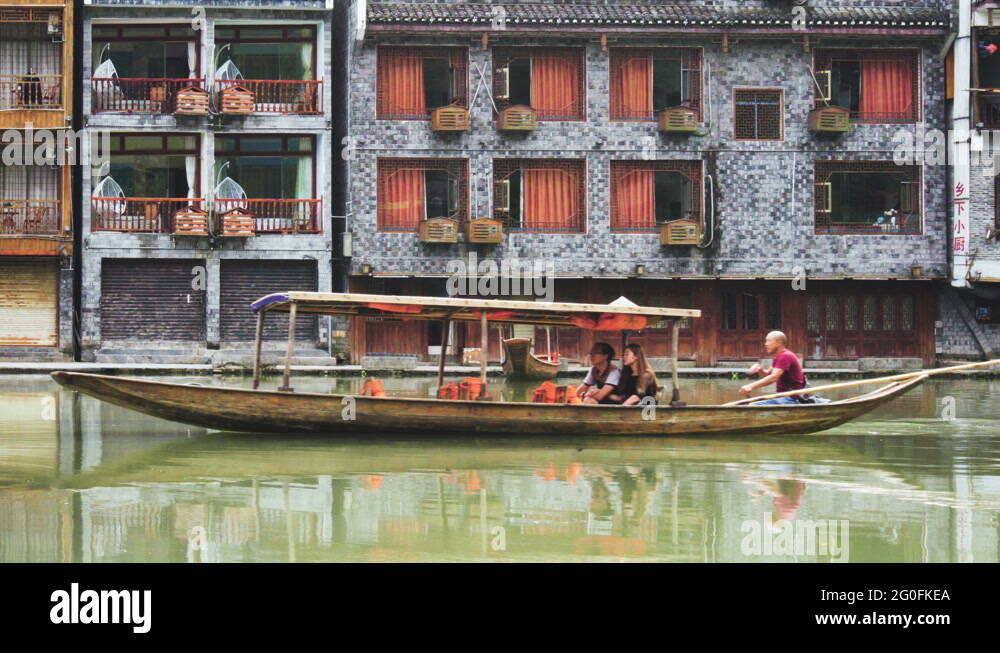 Chinese sailing boat Stock Videos & Footage - HD and 4K Video Clips - Alamy
