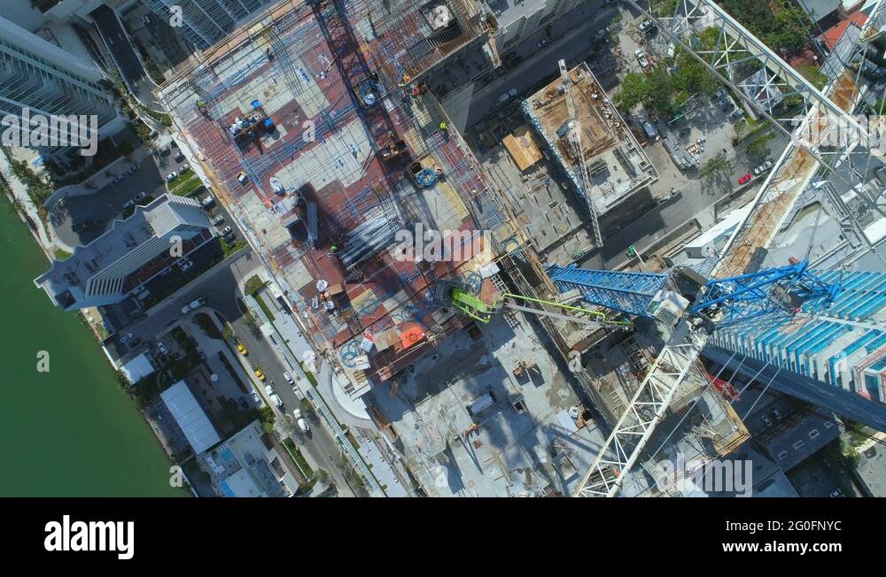 Facing cranes Stock Videos & Footage - HD and 4K Video Clips - Alamy