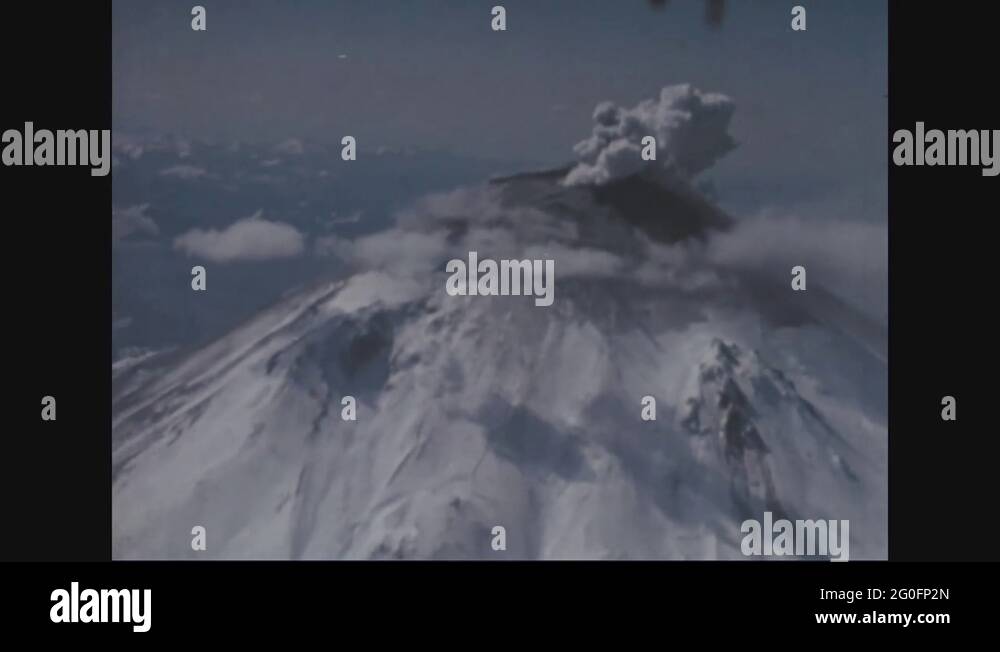 Volcanic eruption on Mount St. Helens- 1980 Stock Video Footage - Alamy