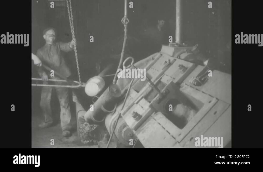 Drawing press Stock Videos & Footage - HD and 4K Video Clips - Alamy