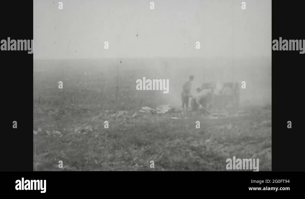 Wartime cannons Stock Videos & Footage - HD and 4K Video Clips - Alamy