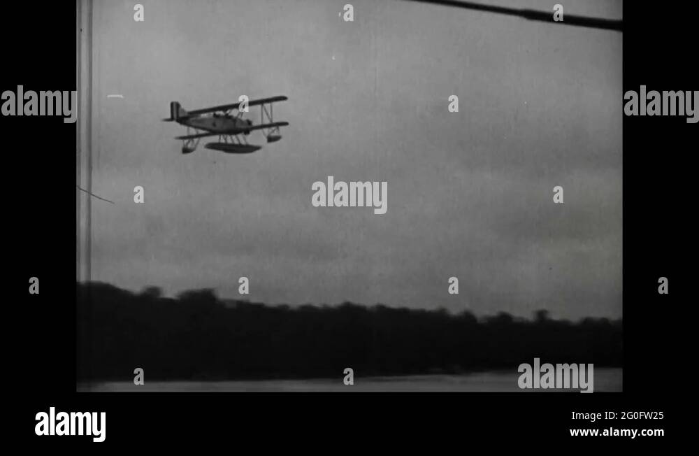 Aircraft rescue team Stock Videos & Footage - HD and 4K Video Clips - Alamy