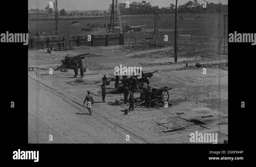 5 inch howitzer Stock Videos & Footage - HD and 4K Video Clips - Alamy