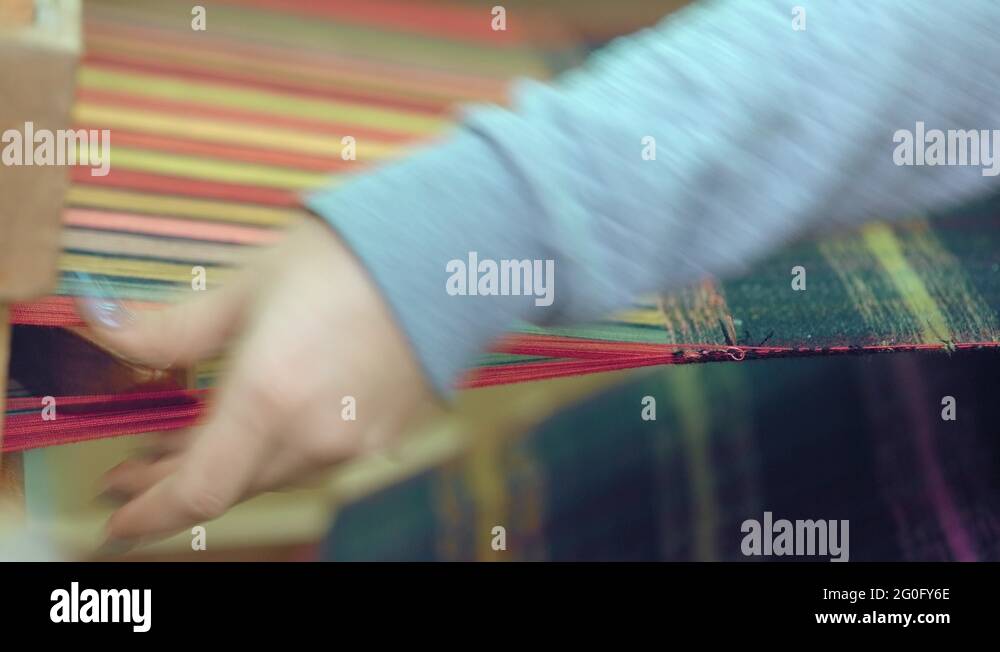 Yarn manufacture Stock Videos & Footage - HD and 4K Video Clips - Alamy