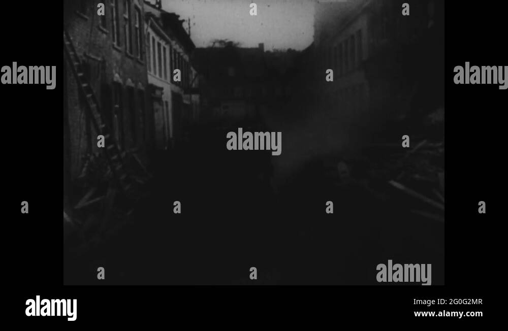 Calais 1940 wwii Stock Videos & Footage - HD and 4K Video Clips - Alamy