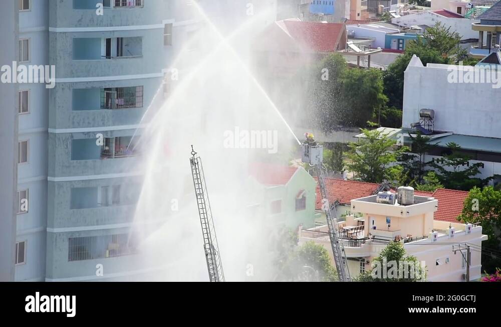 Fire of the high rise building Stock Videos & Footage - HD and 4K Video ...