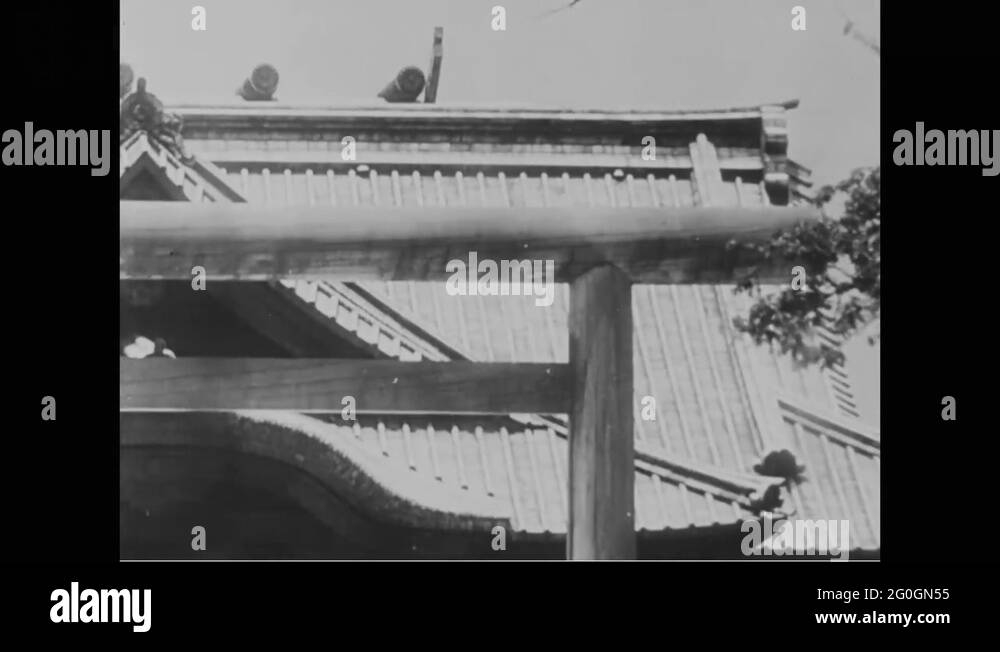 Dead army soldiers Stock Videos & Footage - HD and 4K Video Clips - Alamy