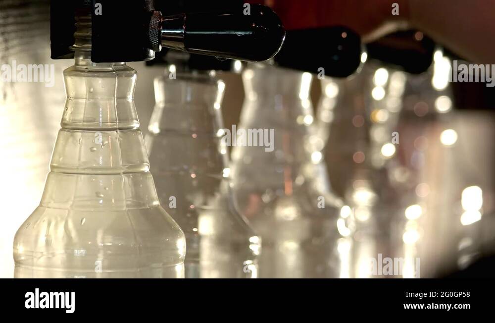 Pouring taps Stock Videos & Footage - HD and 4K Video Clips - Alamy