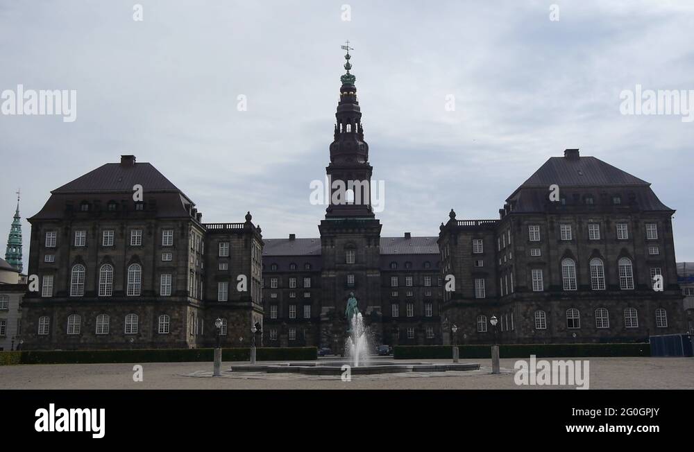 Fountain of knowledge Stock Videos & Footage - HD and 4K Video Clips ...