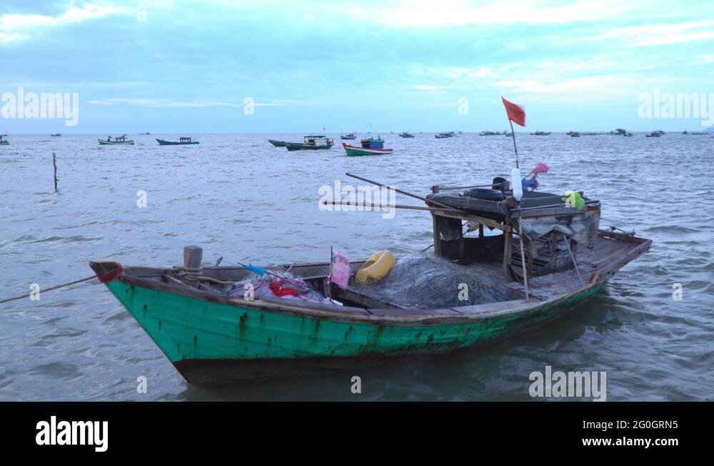 Crowded fishing pier Stock Videos & Footage - HD and 4K Video Clips - Alamy