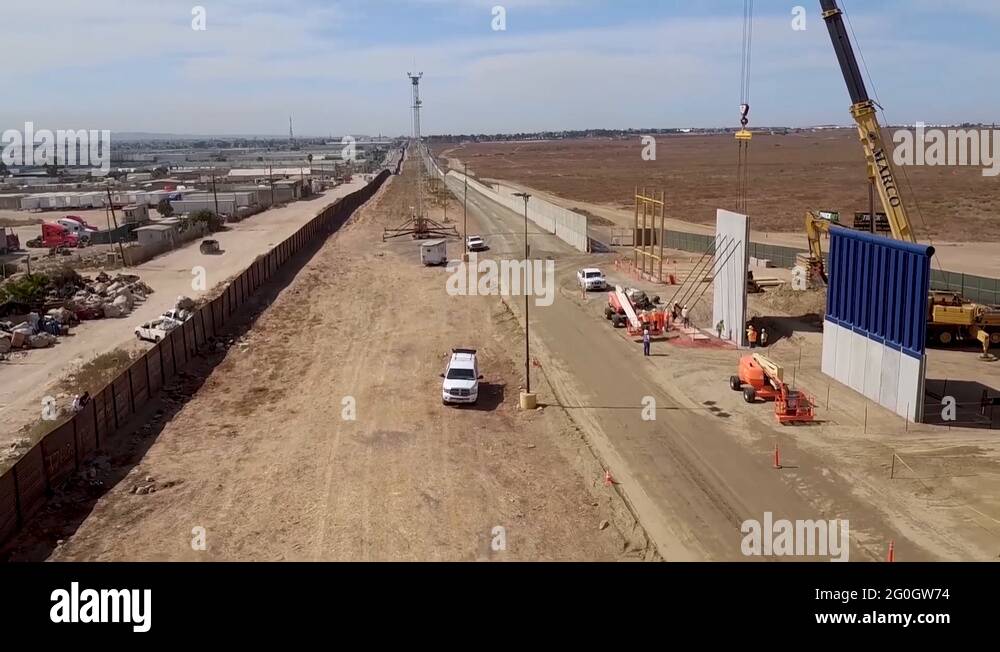 Prototype walls taking shape at the construction site - 2017 Stock ...