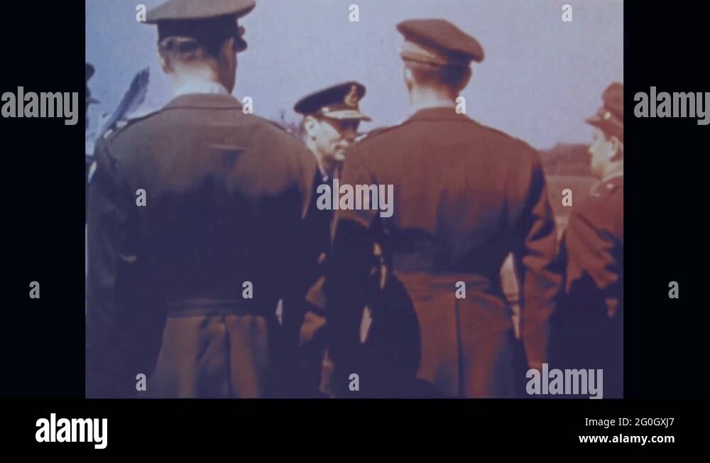 WW2 - King George VI. and the Queen visit airborne troops handshake ...