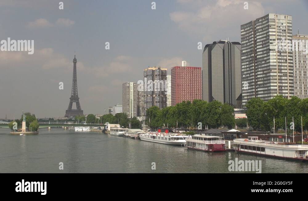 Icon architecture paris tourist Stock Videos & Footage - HD and 4K ...