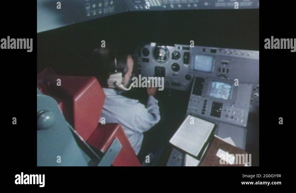 1970s pilot Stock Videos & Footage - HD and 4K Video Clips - Alamy