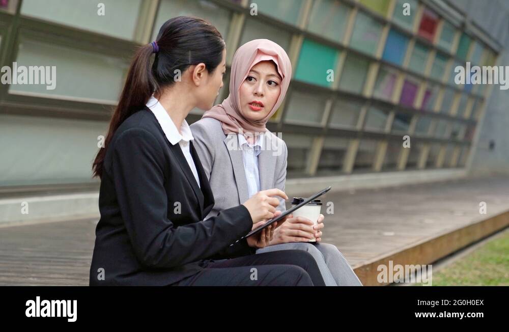 Tow woman Stock Videos & Footage - HD and 4K Video Clips - Alamy