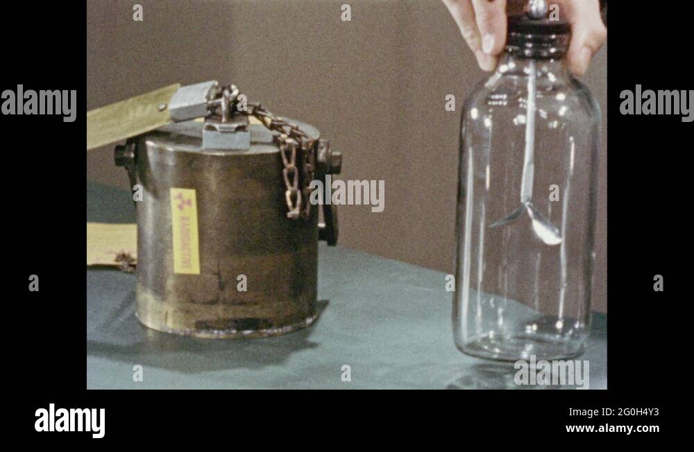 Atomic radiation Stock Videos & Footage - HD and 4K Video Clips - Alamy