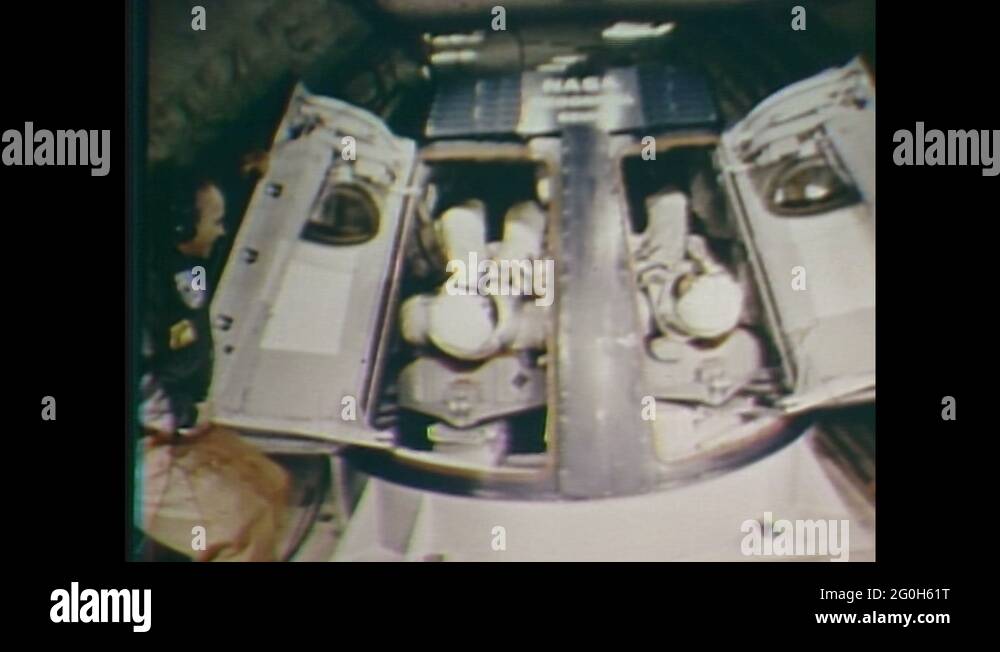 Training capsule Stock Videos & Footage - HD and 4K Video Clips - Alamy