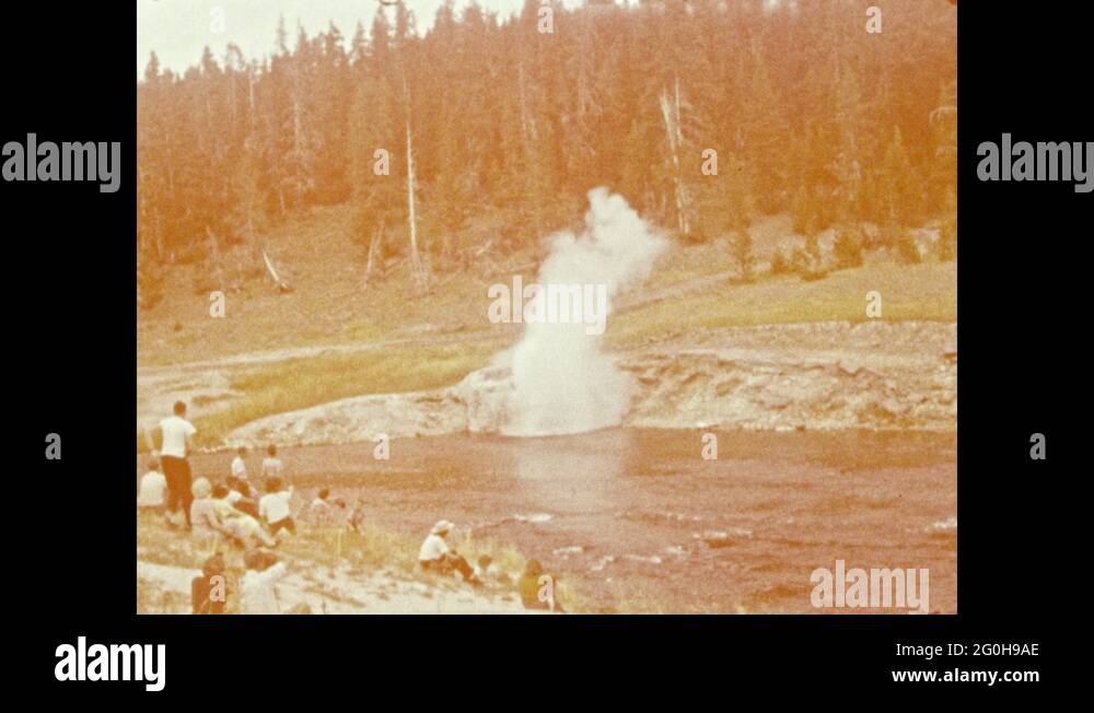 Geyser erupt Stock Videos & Footage - HD and 4K Video Clips - Alamy