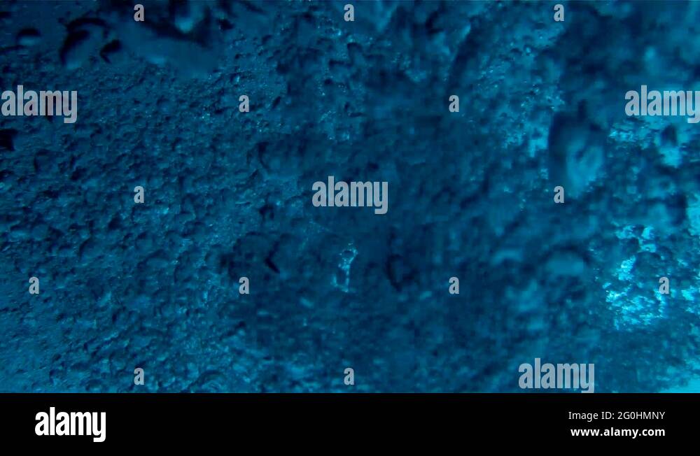 Escaping wave Stock Videos & Footage - HD and 4K Video Clips - Alamy