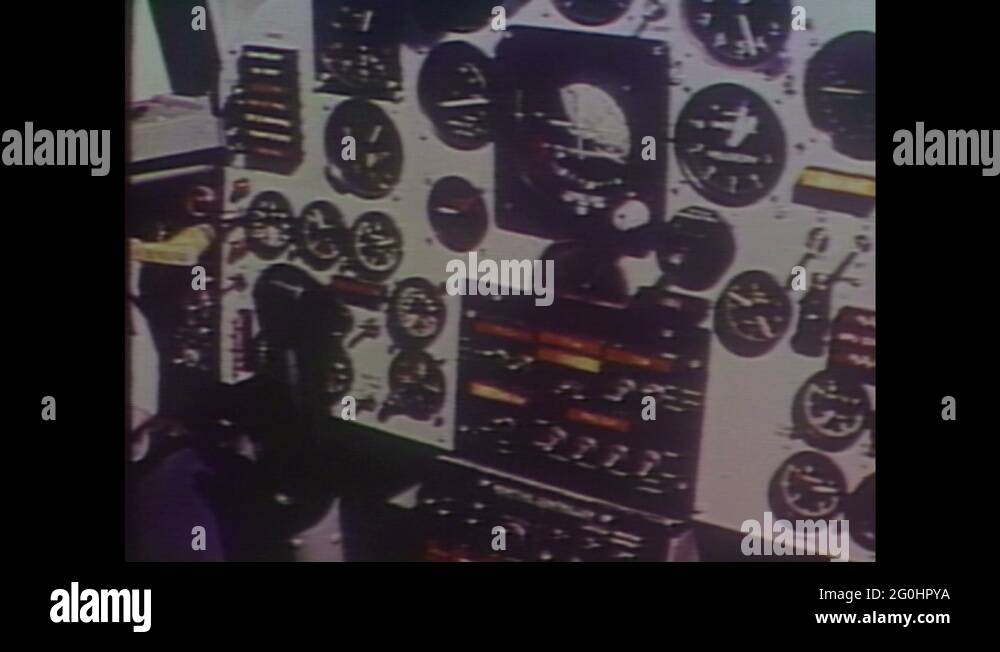 Smoke in cockpit Stock Videos & Footage - HD and 4K Video Clips - Alamy