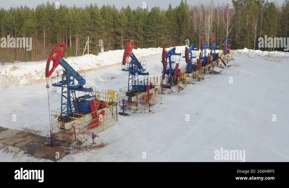 Donkey pumps Stock Videos & Footage - HD and 4K Video Clips - Alamy