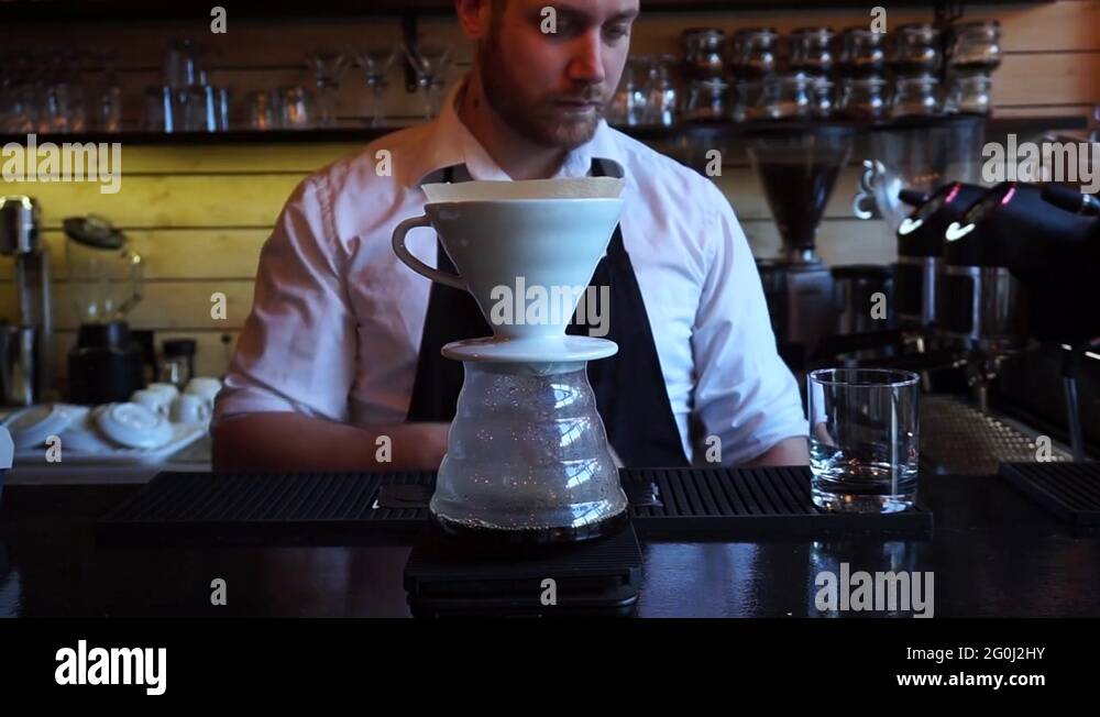 V60 coffee Stock Videos & Footage - HD and 4K Video Clips - Alamy