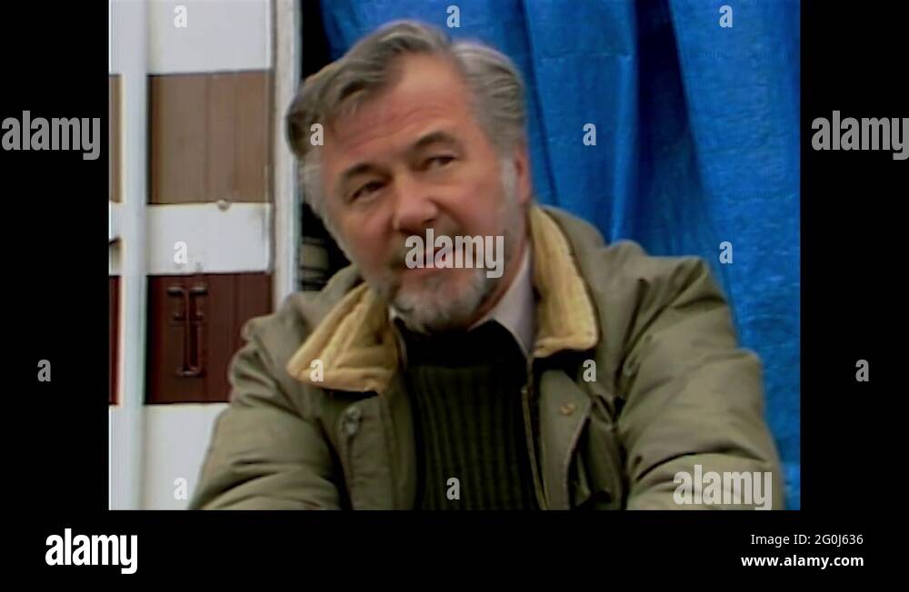 Celebrity interview Stock Videos & Footage - HD and 4K Video Clips - Alamy