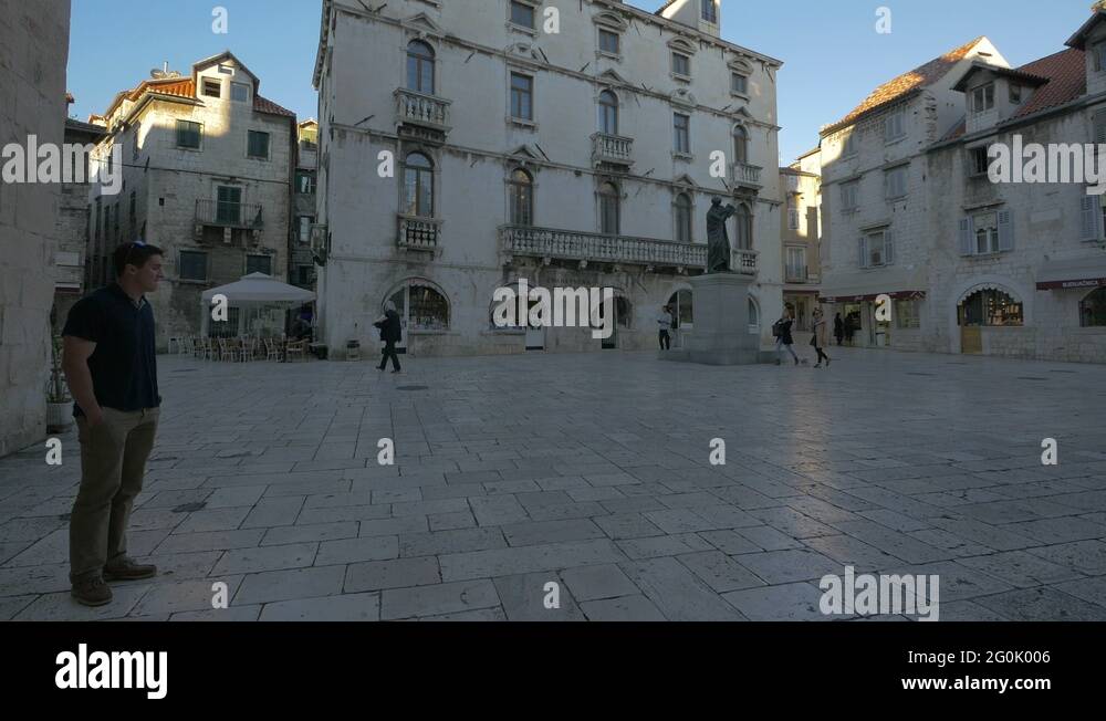 Marko Marulic statue in Brace Radic square Stock Video Footage - Alamy