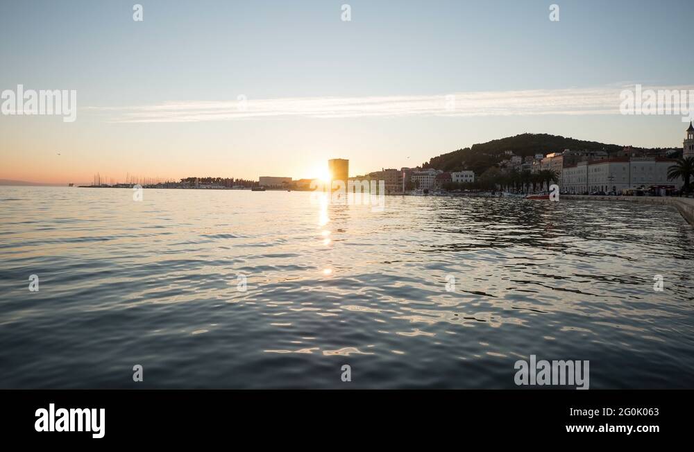 Split sunset Stock Videos & Footage - HD and 4K Video Clips - Alamy