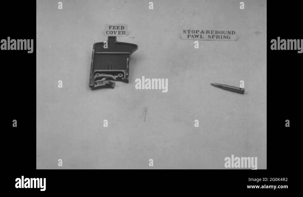Video demonstrates the parts and assembly of Lewis gun - 1914 Stock ...