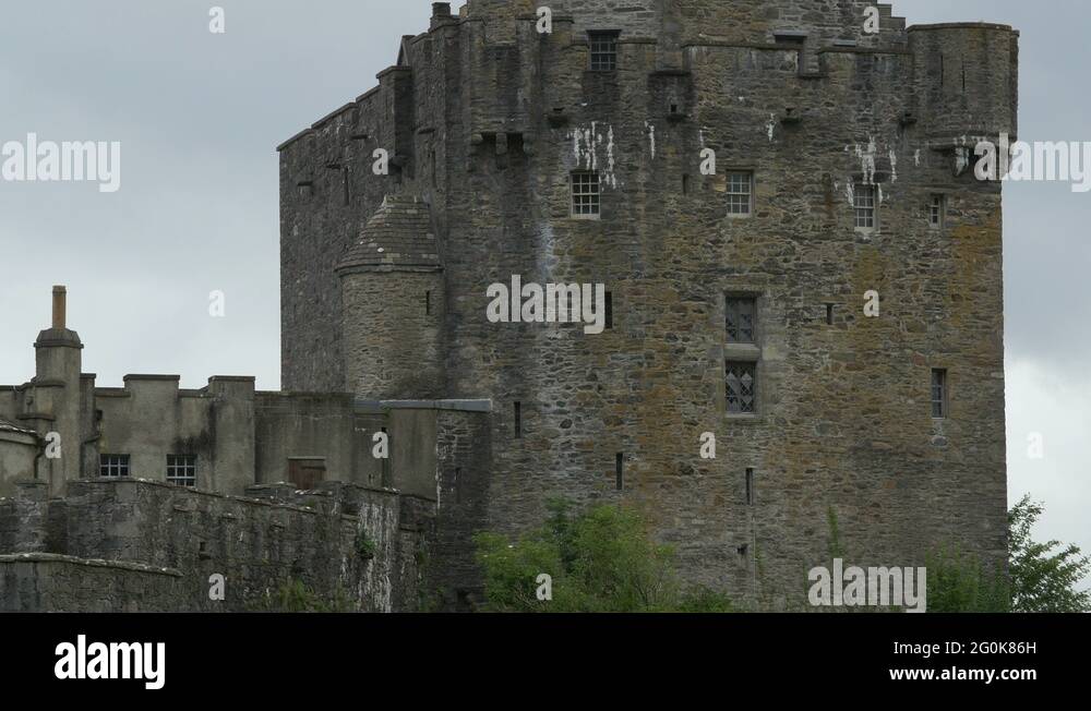 Tower turrets Stock Videos & Footage - HD and 4K Video Clips - Alamy