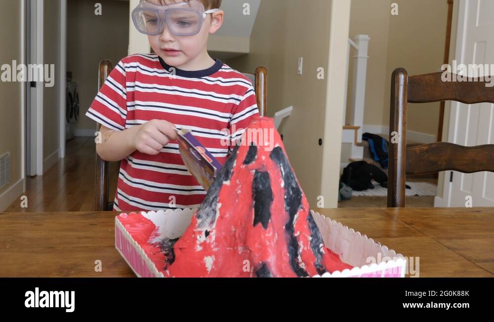 School science experiment volcano Stock Videos & Footage - HD and 4K ...