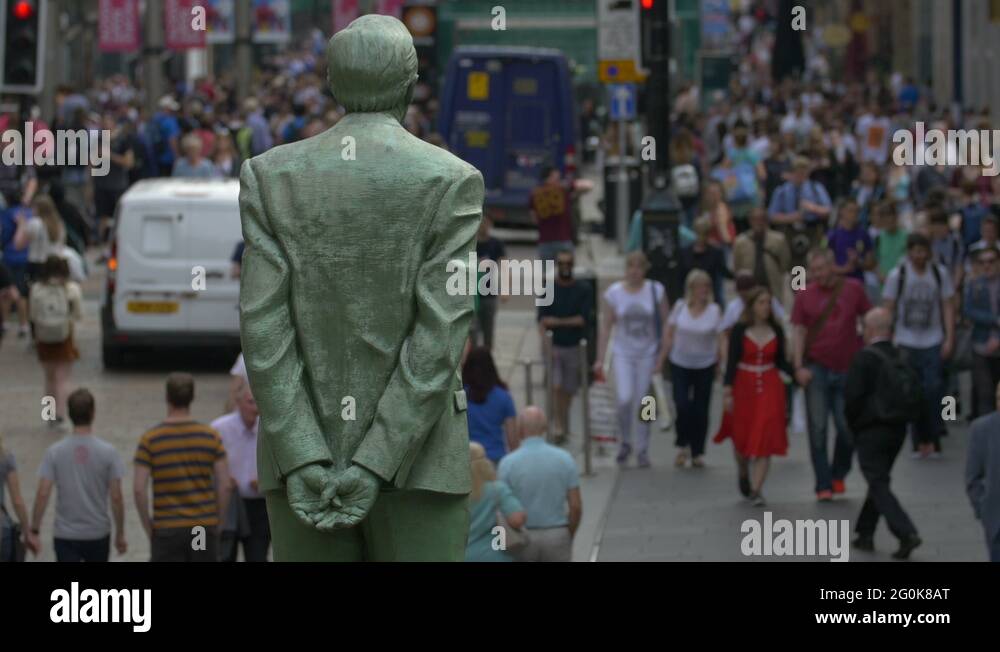 Back of a statue Stock Videos & Footage - HD and 4K Video Clips - Alamy