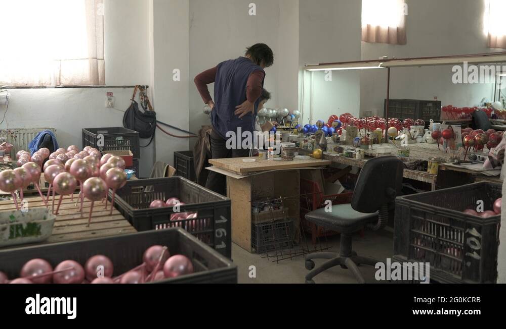 Working tables Stock Videos & Footage - HD and 4K Video Clips - Alamy