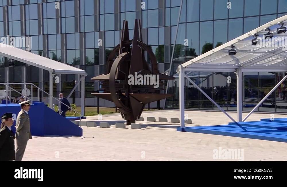 Symbol of handover Stock Videos & Footage - HD and 4K Video Clips - Alamy