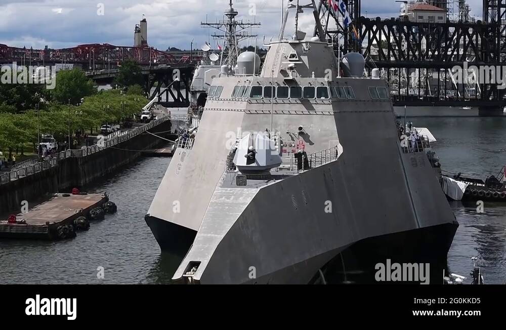 USS Jackson (LCS 6) arrives in Portland for Rose Festival Fleet Week ...