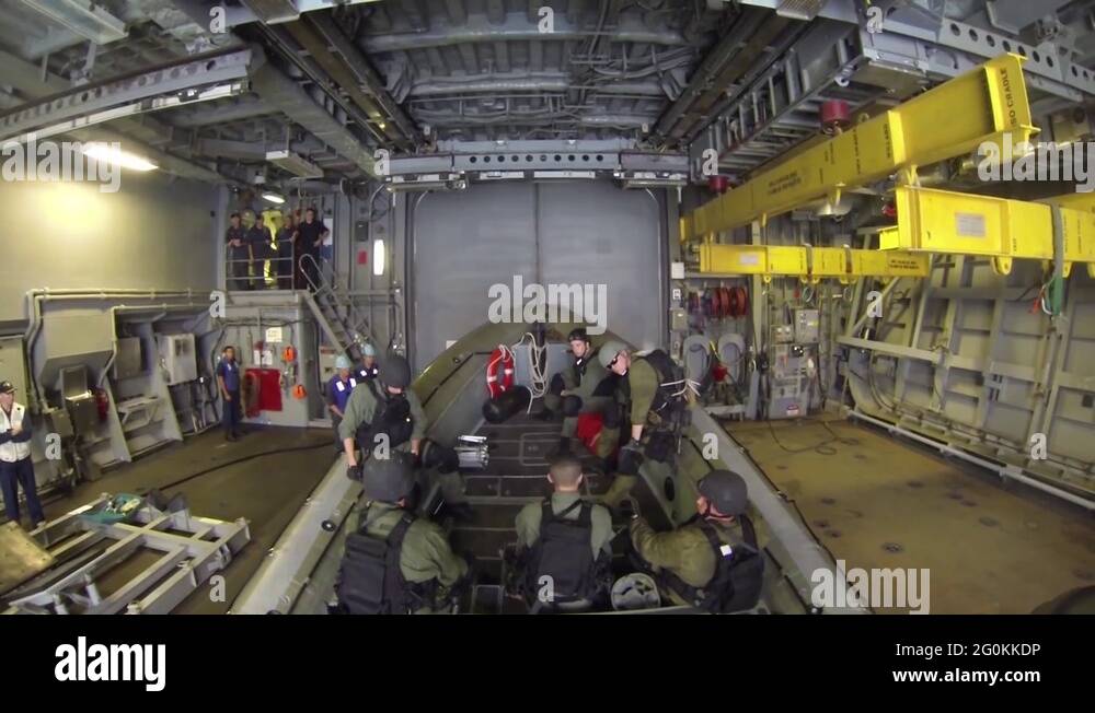 Uss freedom Stock Videos & Footage - HD and 4K Video Clips - Alamy