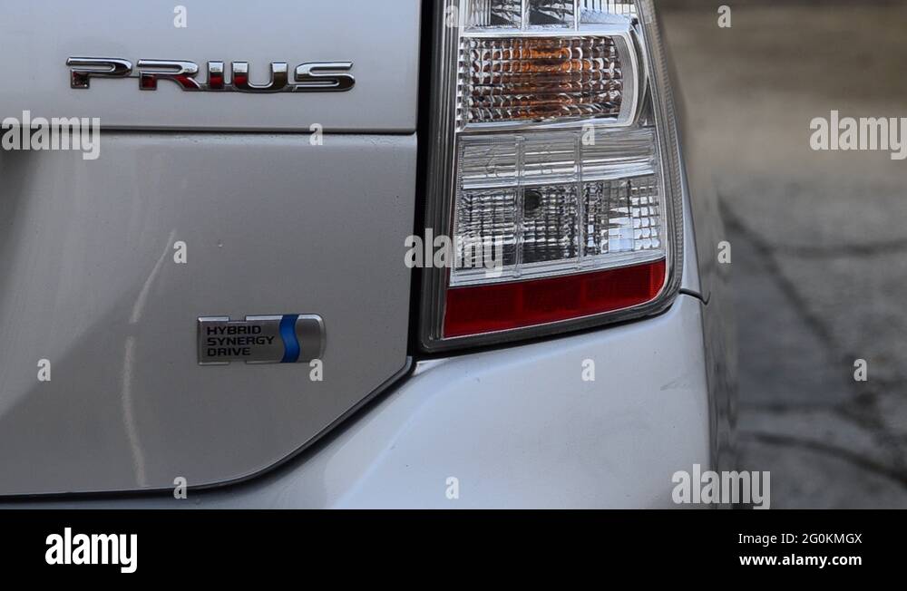 Prius logo Stock Videos & Footage - HD and 4K Video Clips - Alamy