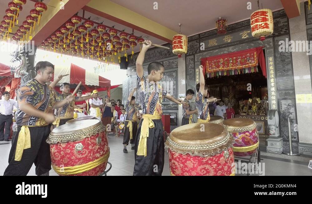 Performance traditional chinese music drum Stock Videos & Footage - HD ...