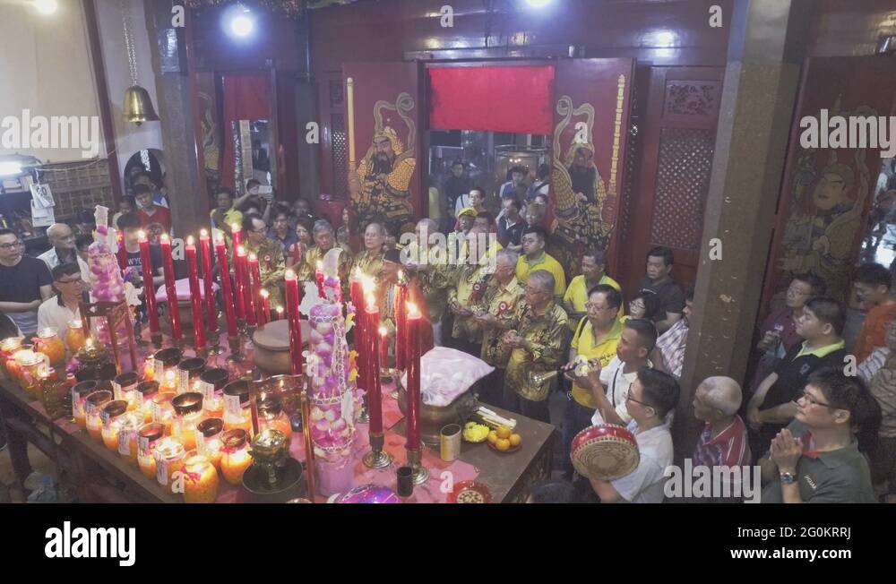 Pray traditional Stock Videos & Footage - HD and 4K Video Clips - Alamy